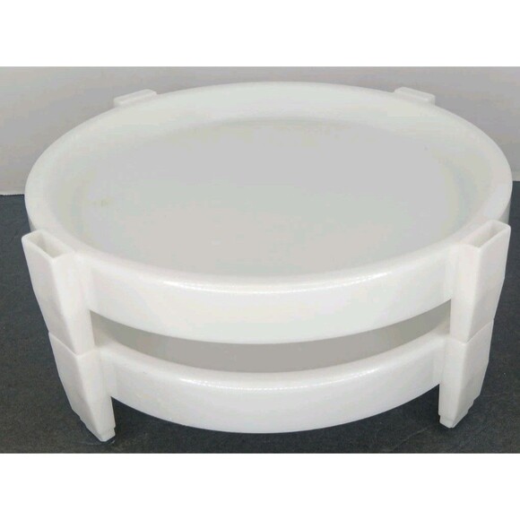 Tupperware | Kitchen | 2 Two Vintage Tupperware Dividearack Pie ...